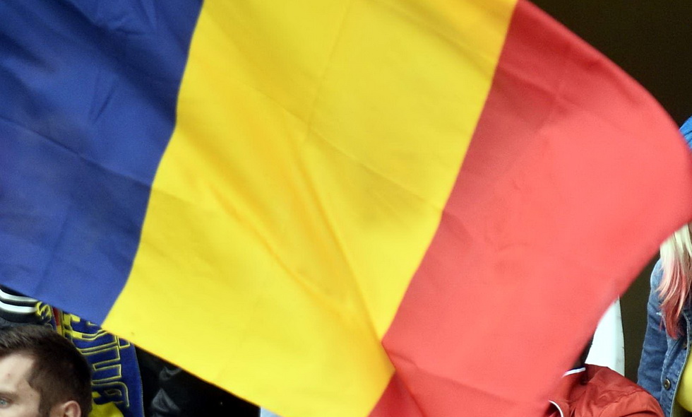 _RKX1768 suporteri Romania steag Romania - Cătălin Tolontan