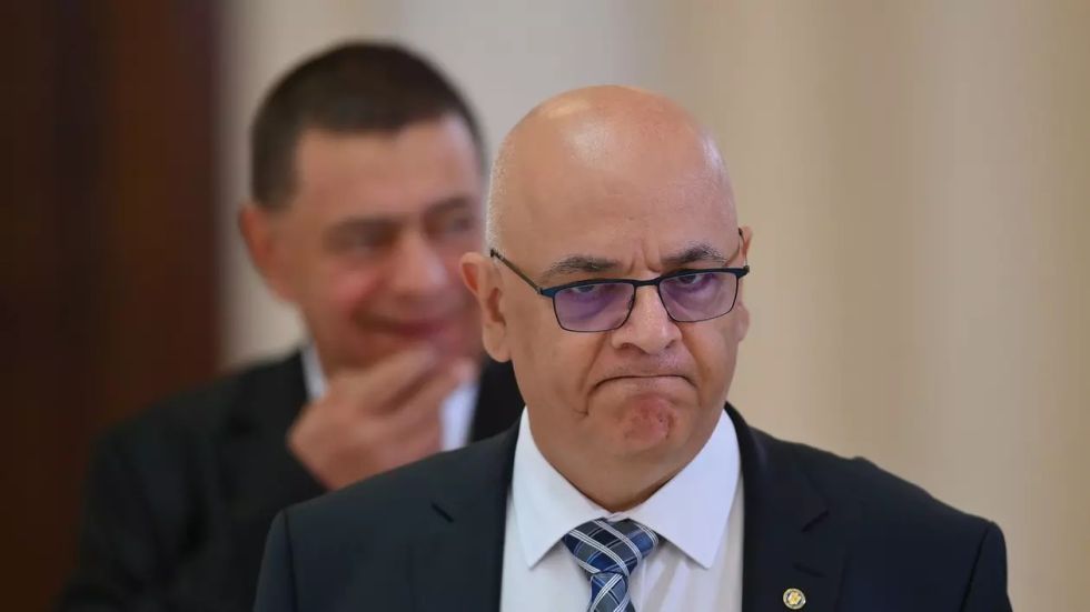 Raed Arafat confirmă că DNA „a solicitat documente care s-au pus la dispoziție” de la IGSU în ...